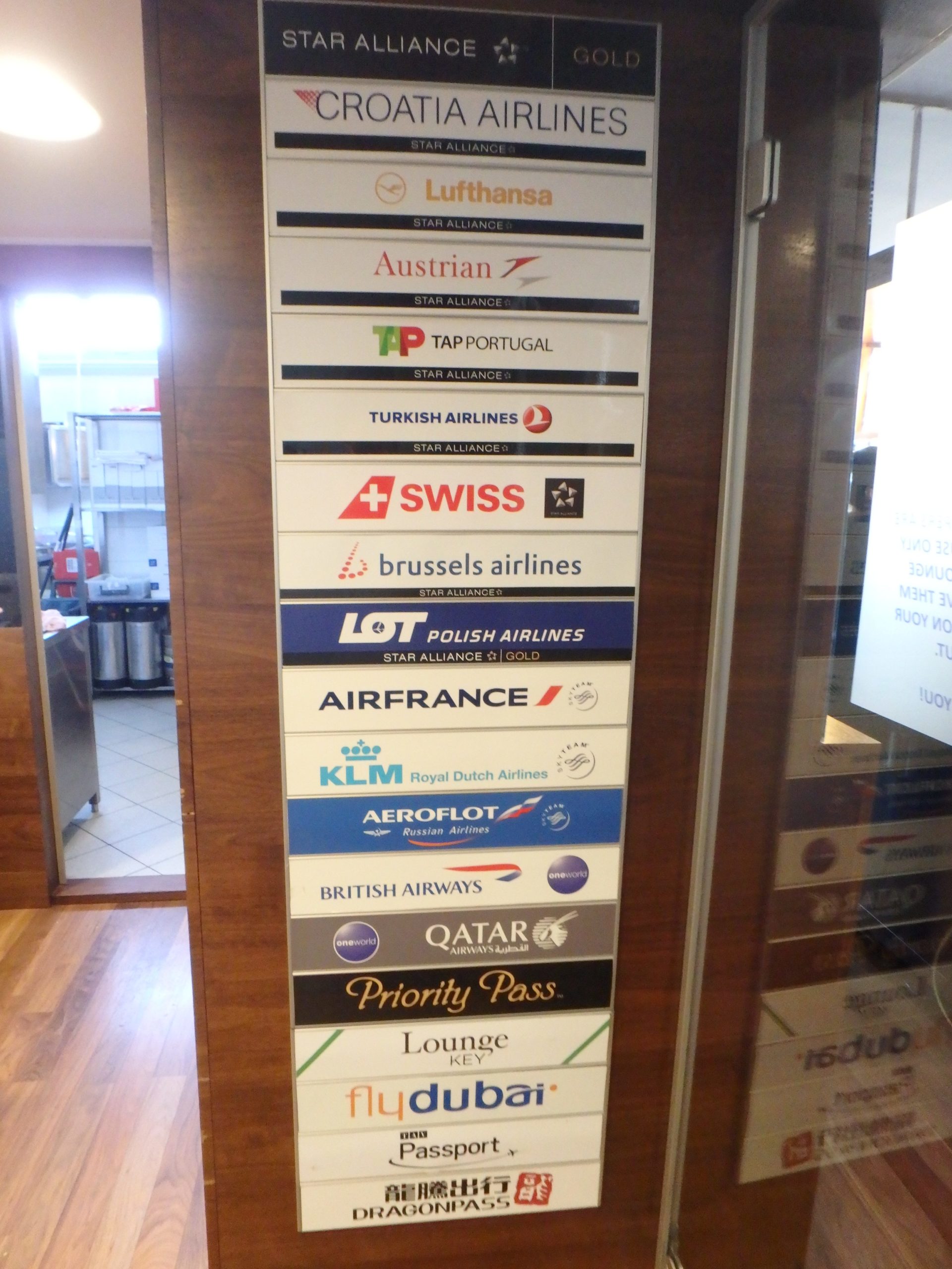 Review: Croatia Airlines A319 Business Class Zagreb to Frankfurt - The ...