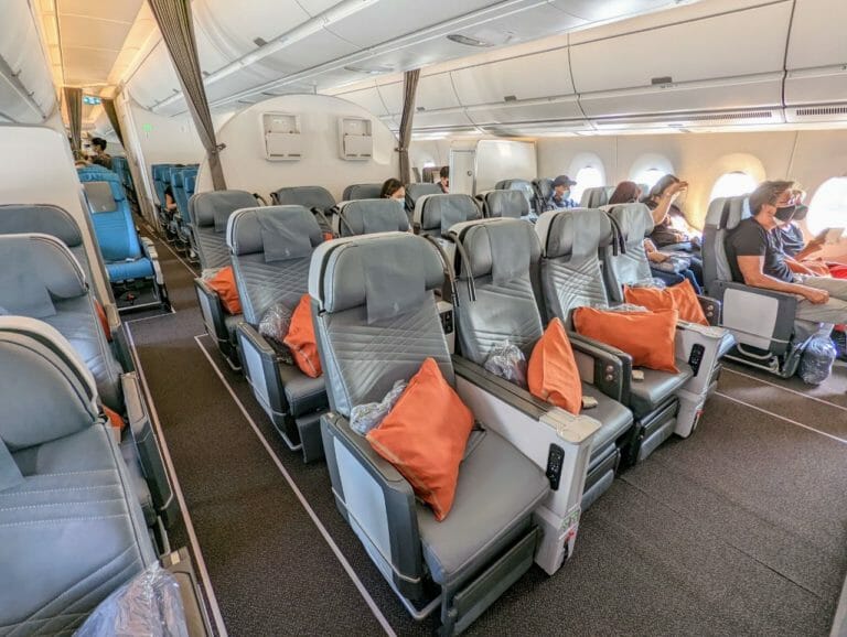 Complete Guide: Singapore Airlines seat selection fees - The MileLion