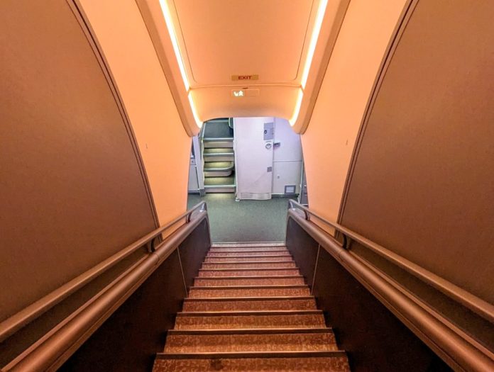 Review: Singapore Airlines A380 Suites (JFK-SIN) - The MileLion