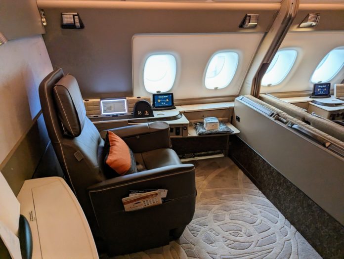 Singapore Airlines to retrofit Airbus A350-900s with new First and ...