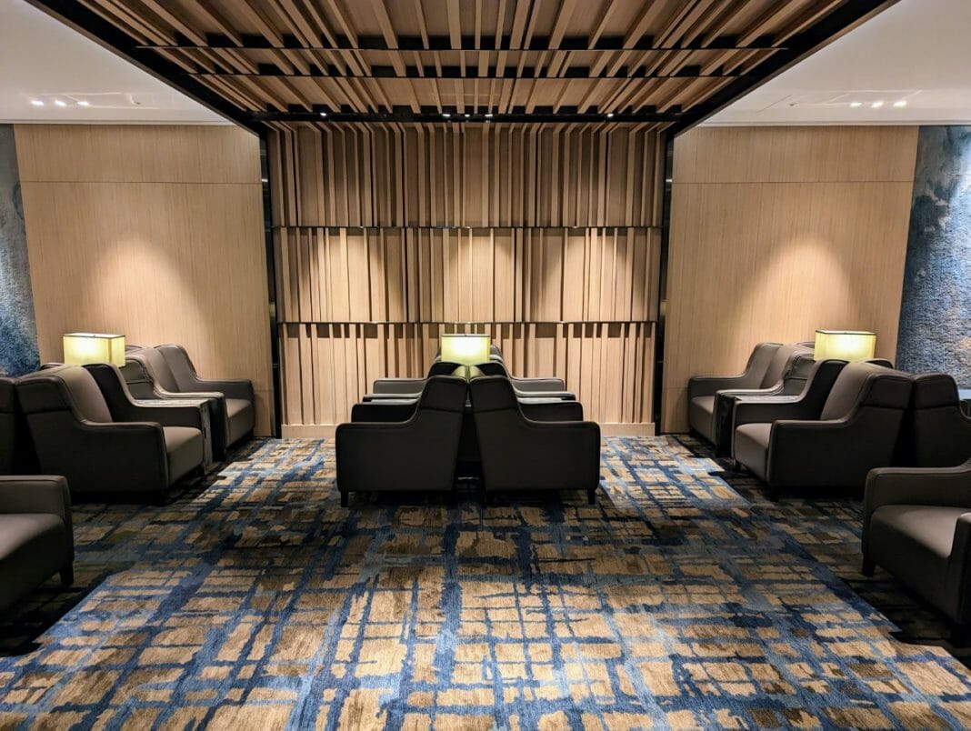 Review: Plaza Premium Lounge TPE - The MileLion