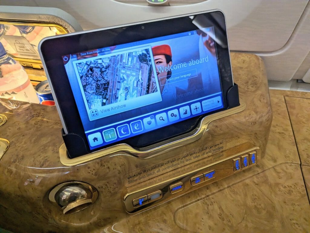 Review: Emirates A380-800 First Class (SIN-DXB) - The MileLion