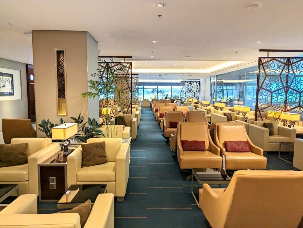 9 takeaways from my first-ever Emirates First Class experience - The ...