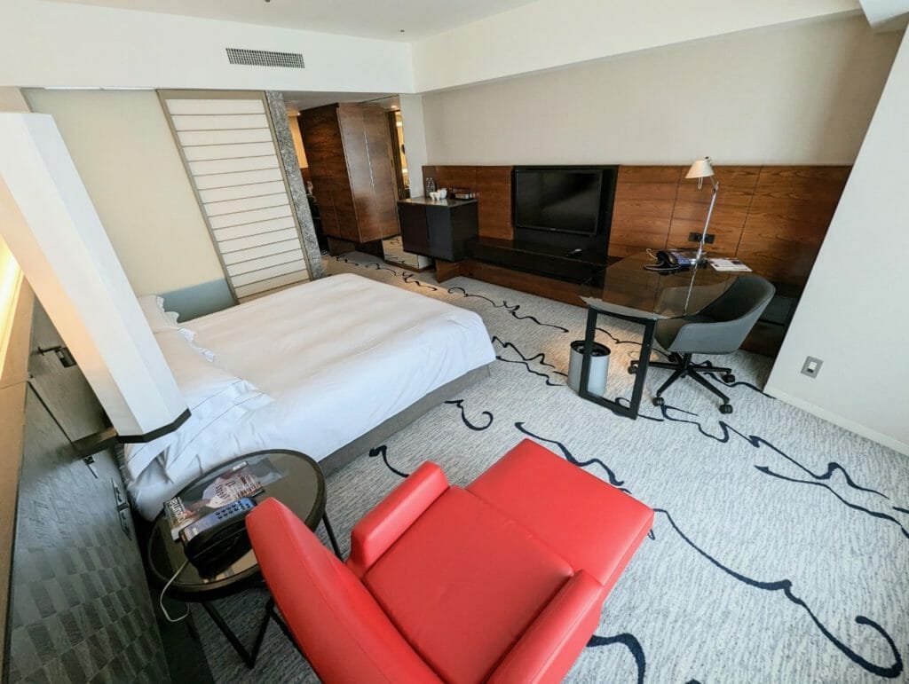 Review: Hilton Tokyo - The MileLion