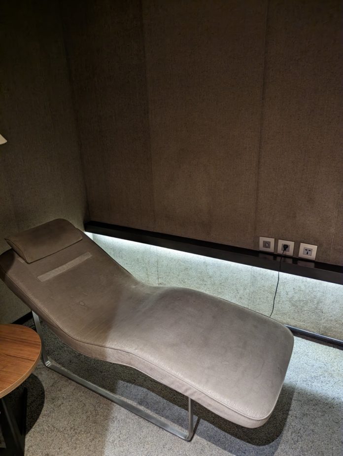 Review: China Airlines VIP Lounge Taipei Airport Terminal 1 - The MileLion