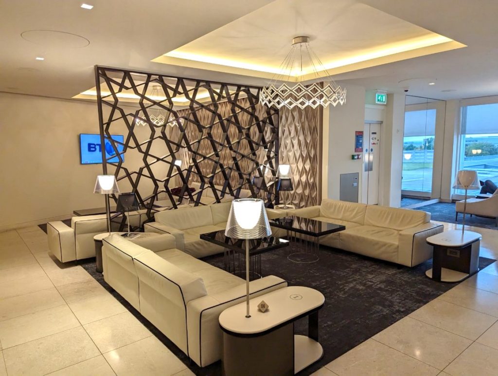 Review: Qatar Premium Lounge London Heathrow - The MileLion