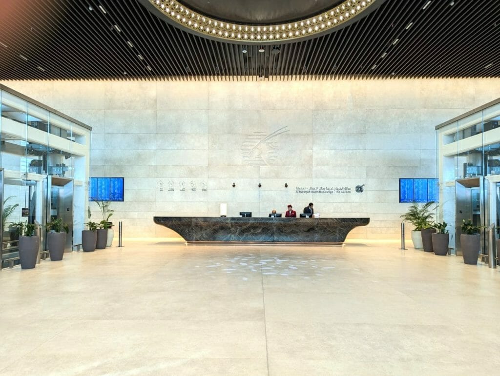Review: Qatar Airways Al Mourjan Garden Lounge Doha - The MileLion