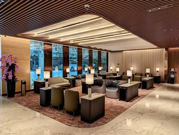 Inside look: Singapore Airlines First Class check-in reception, Changi ...