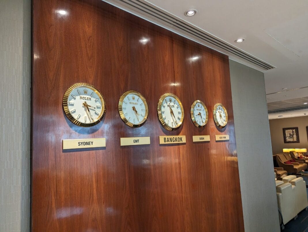 Review: Emirates Lounge Bangkok - The MileLion