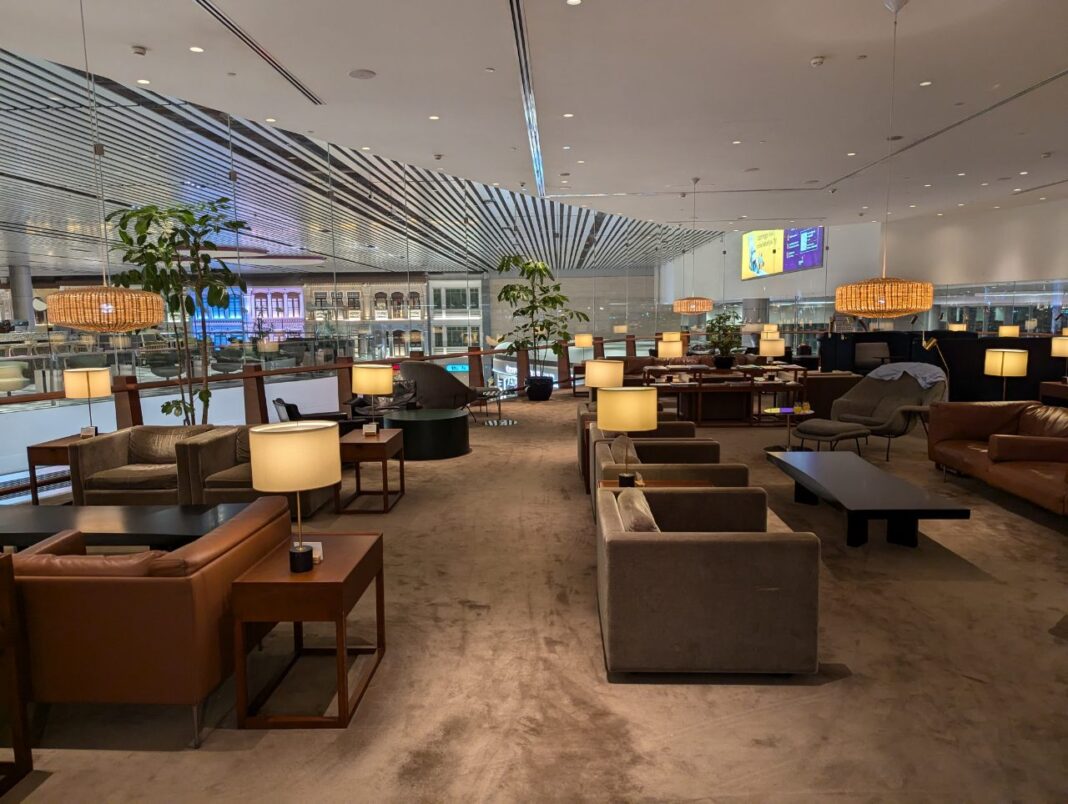 Review: Cathay Pacific Lounge, Singapore Changi Terminal 4 - The MileLion