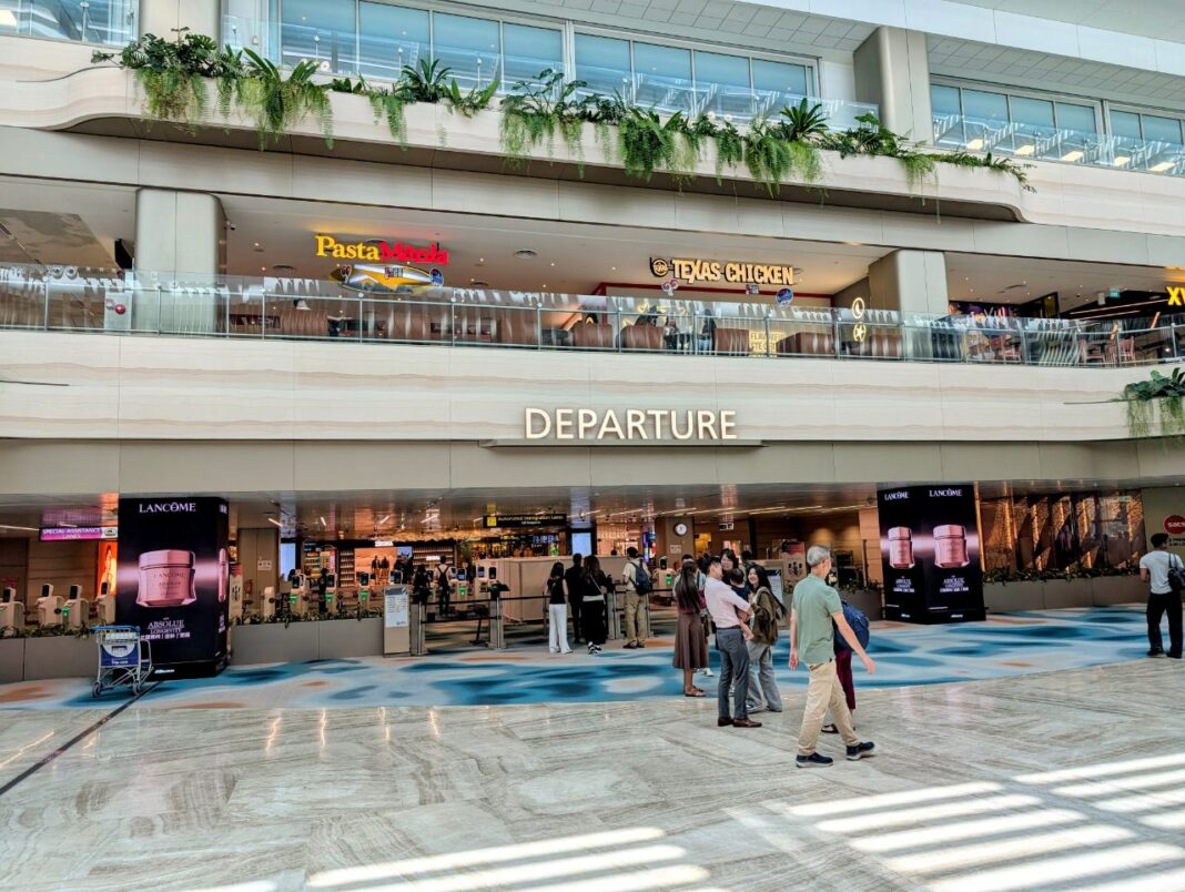 Changi Airport: Must you clear immigration at your departure terminal ...