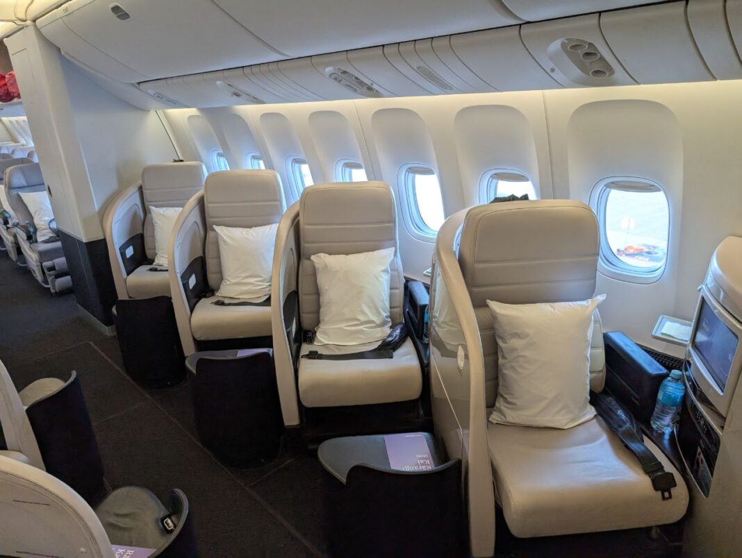 Hands on: Air New Zealand's new Business Premier seat - The MileLion