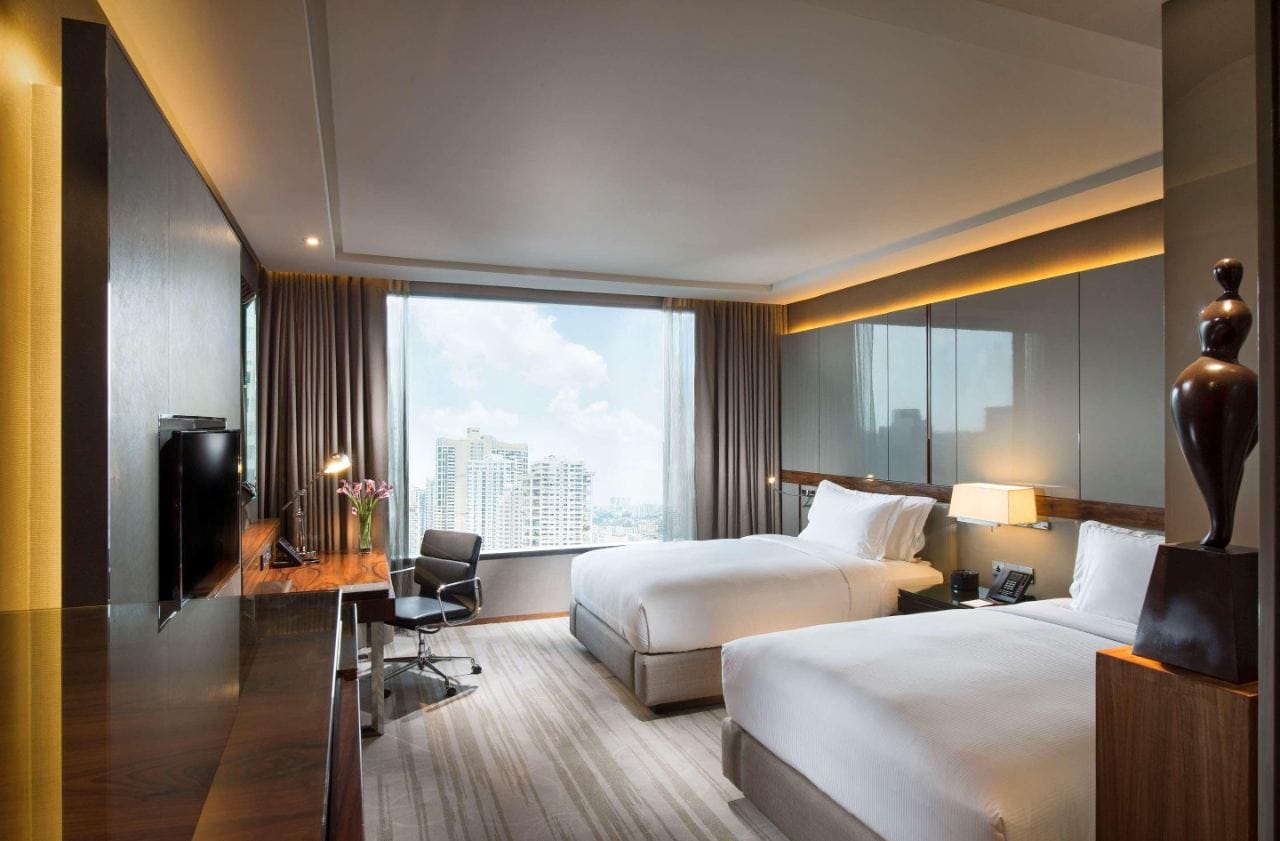 Hilton for Business offering Diamond status with just 10 nights - The ...