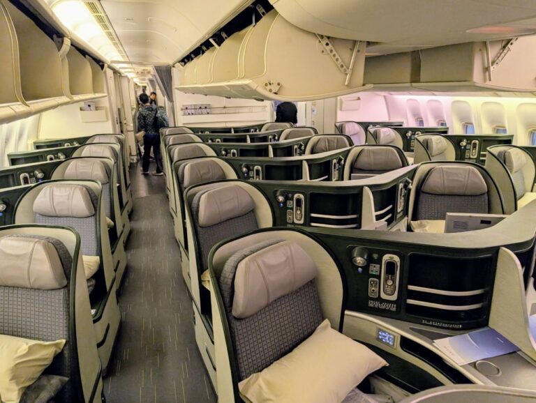 Review: EVA Air B777-300ER Business Class (SFO-TPE) - The MileLion