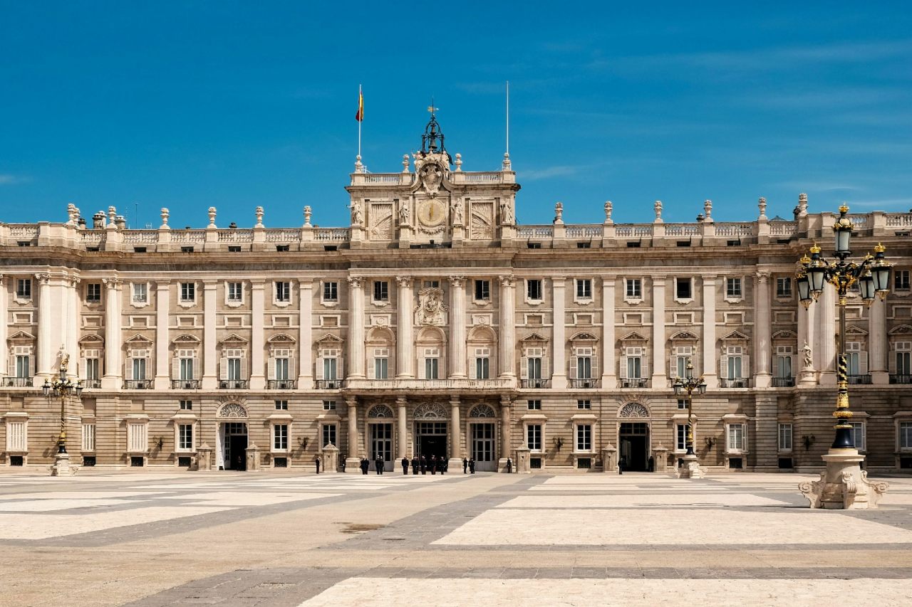 Singapore Airlines returns to Madrid from October 2026 - The MileLion